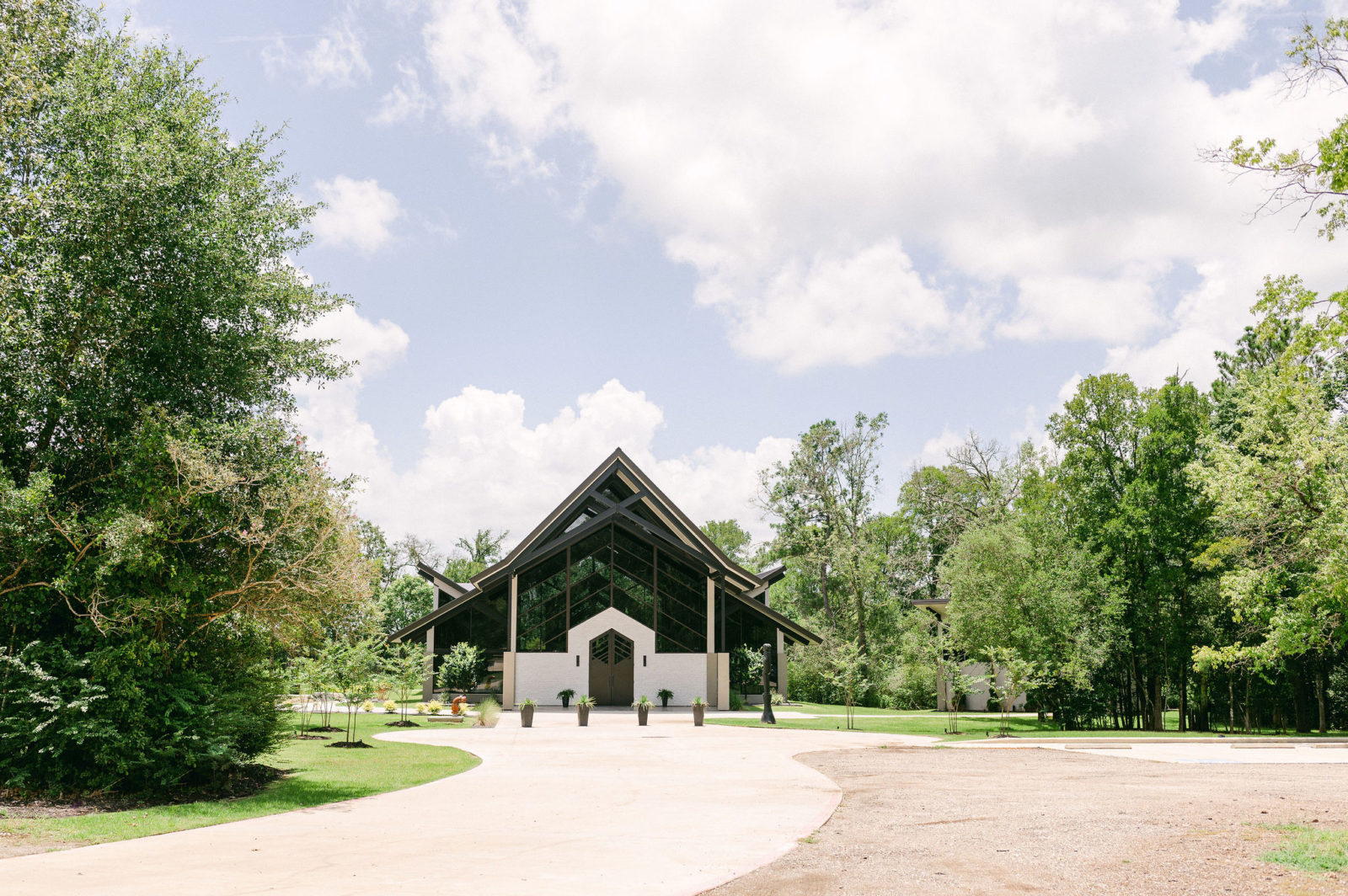 Behind The Veil: Alyssa & Anthony "Modern Black & White Wedding ...
