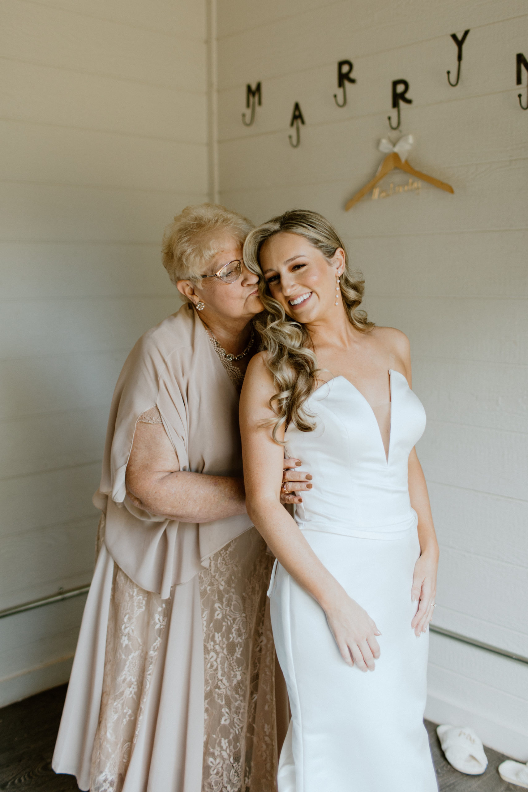 Behind The Veil: Mallory & Nick "Modern Boho Wedding" - Fabulous Frocks ...