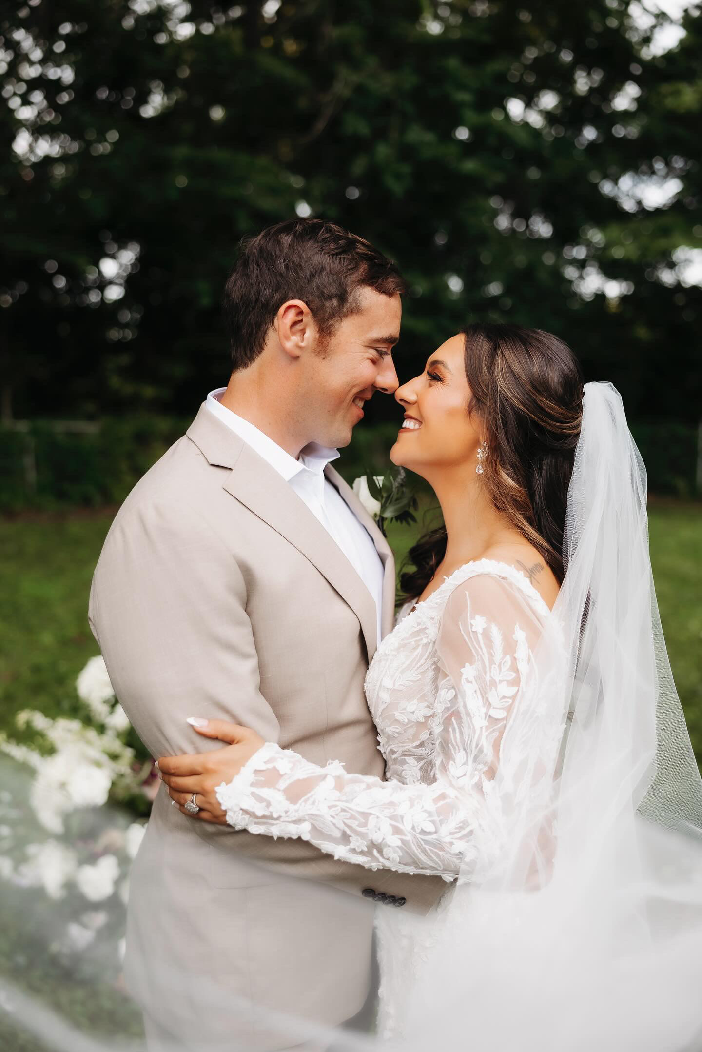 Real Bride: Covington's Dreamy June Wedding - Fabulous Frocks Bridal